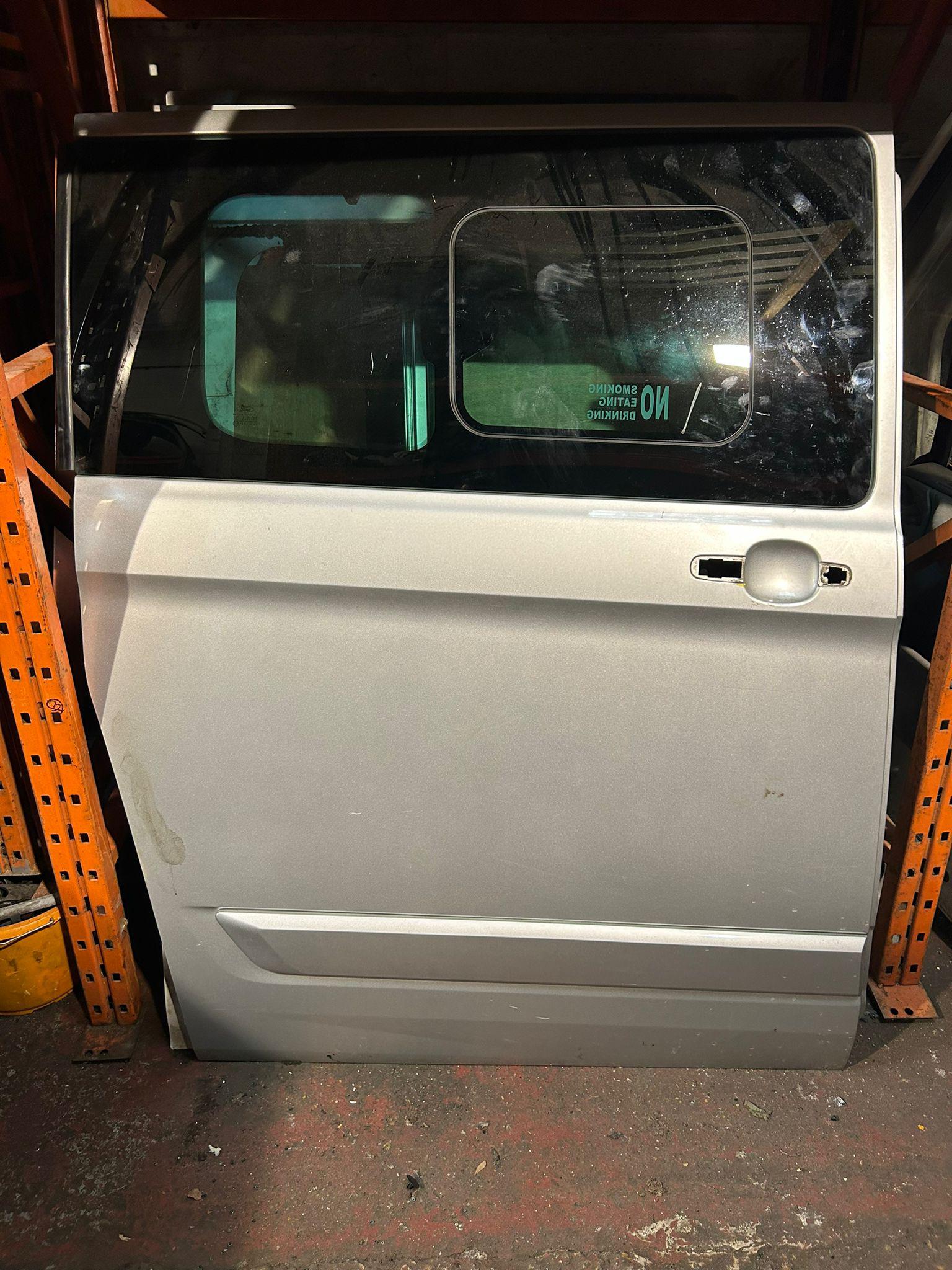 (Used) Ford Transit custom / tourneo drivers sliding door, moondust silver